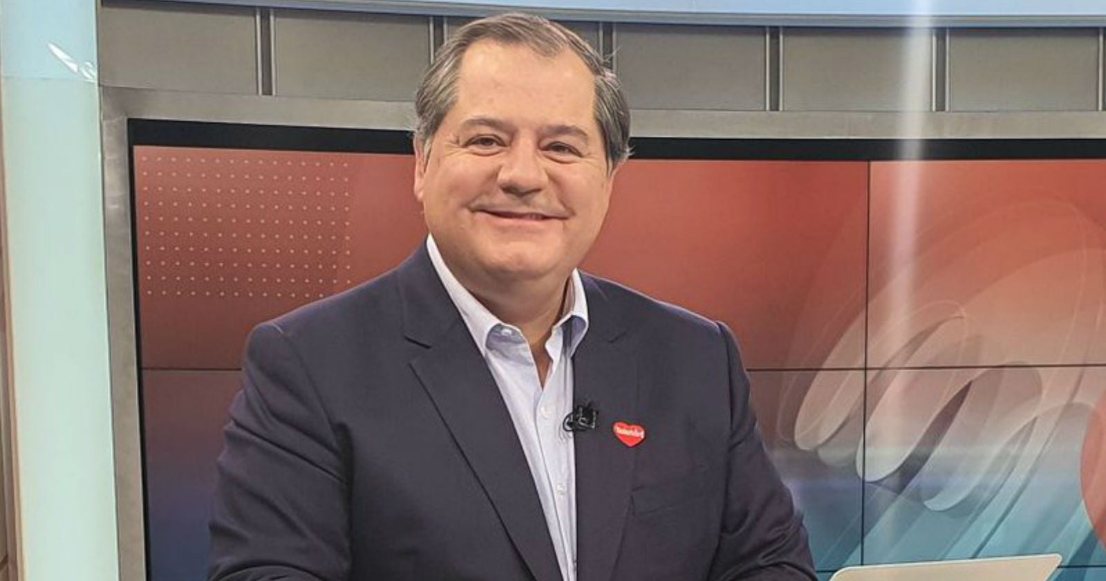 Mauricio Bustamante deja TVN tras 25 años de carrera — Pudahuel Mauricio Bustamante deja TVN tras 25 años de carrera — Pudahuel