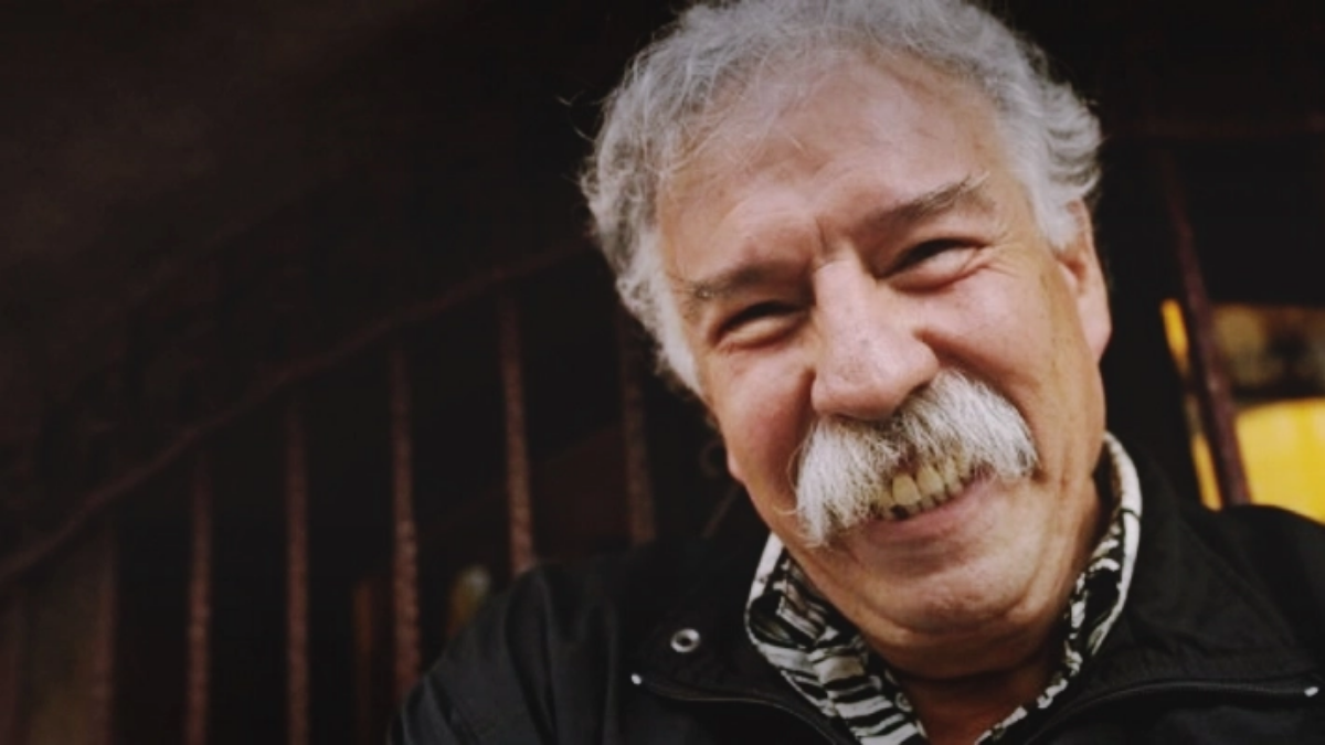 Iván Arenas volvió a fumar a días de su operación por cáncer de colon ...