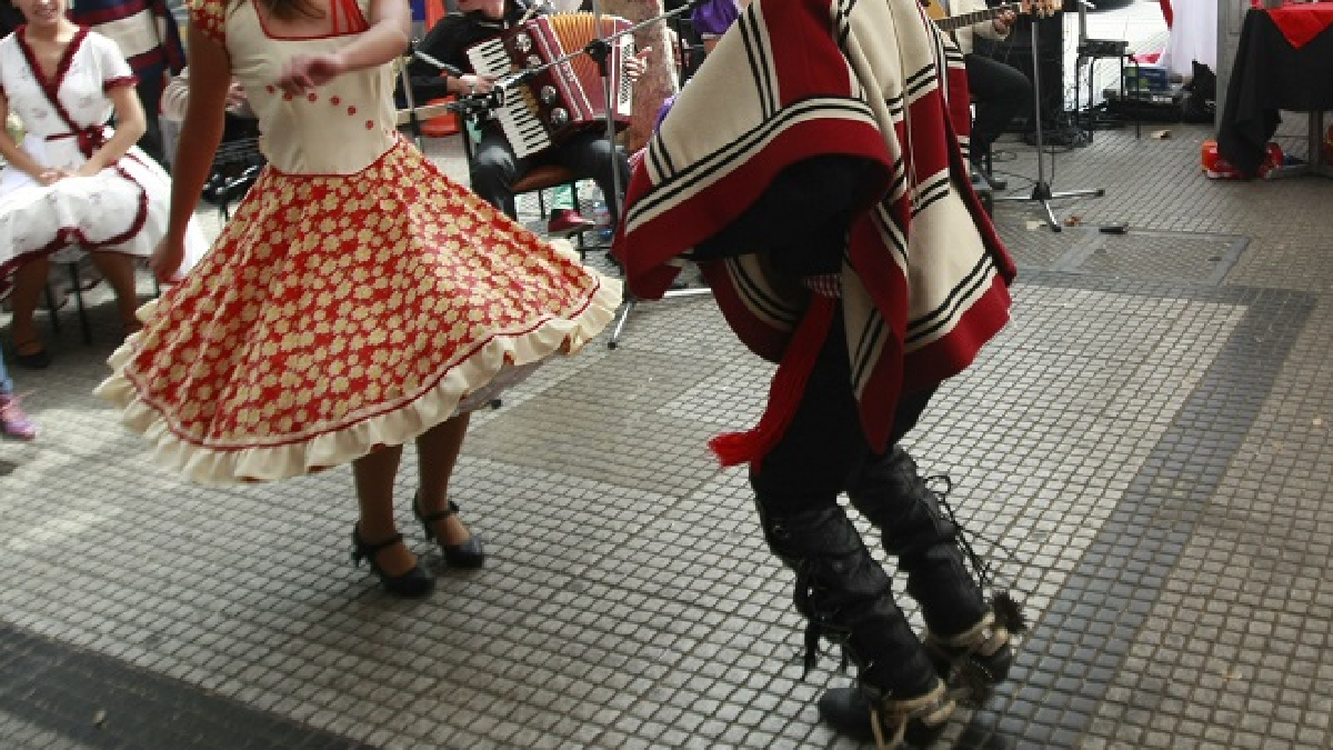 Los cinco pasos de cueca que no pueden faltar para este dieciocho ...