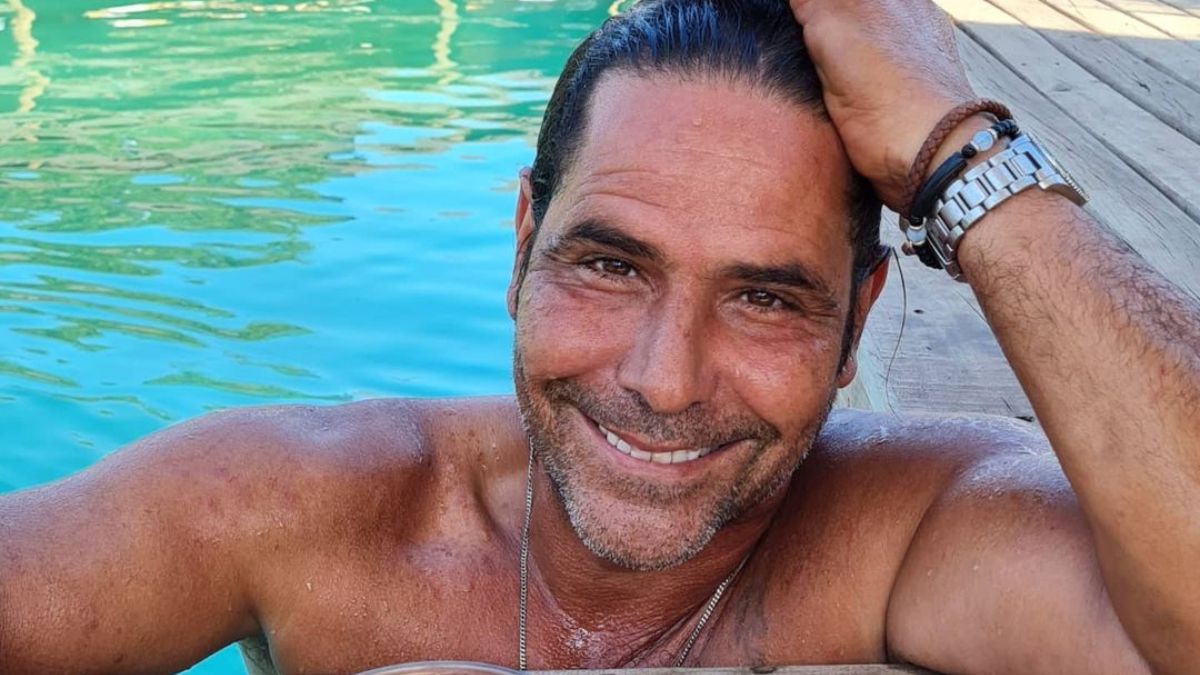 Juan Falcón reveló “sabrosa” experiencia que vivió en un avión — Pudahuel