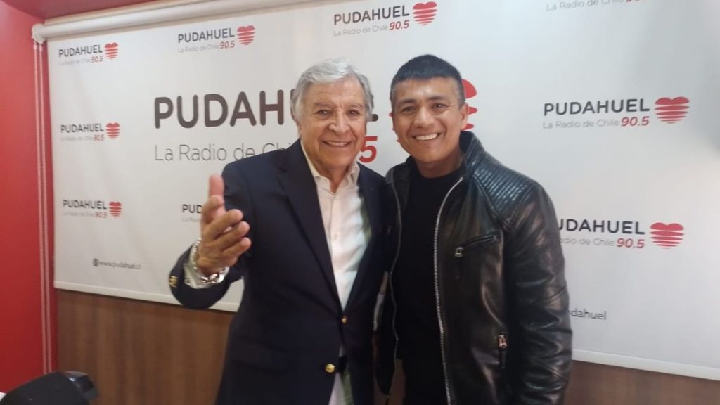 Américo presenta en exclusiva su nueva canción y nos dedica emotivas ...