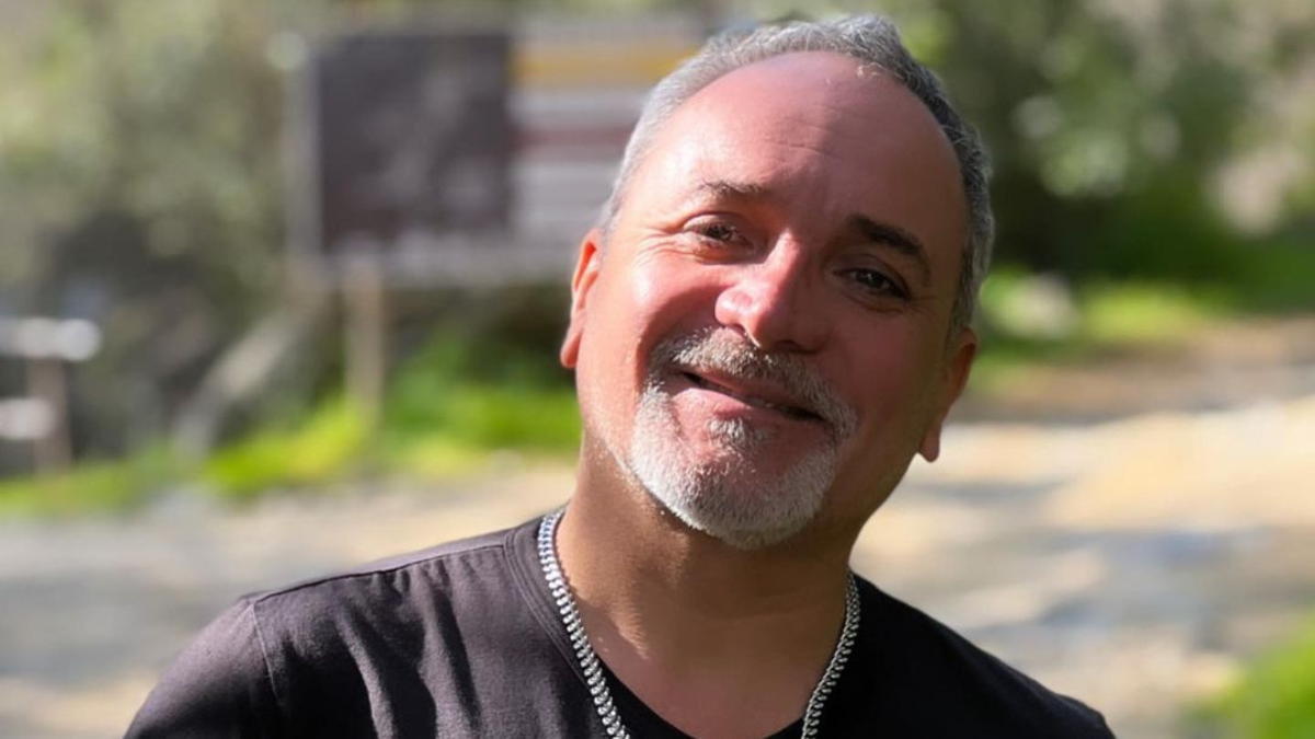 Luis Jara se lució con radical cambio de look — Pudahuel