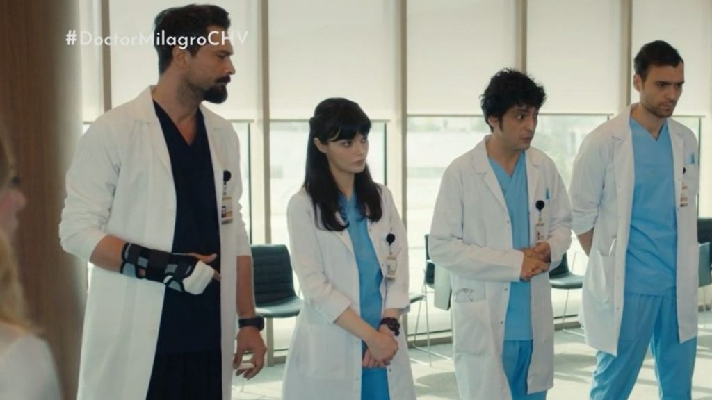 Así es la vida detrás de cámaras de Sinem Ünsal, actriz del "Doctor ...