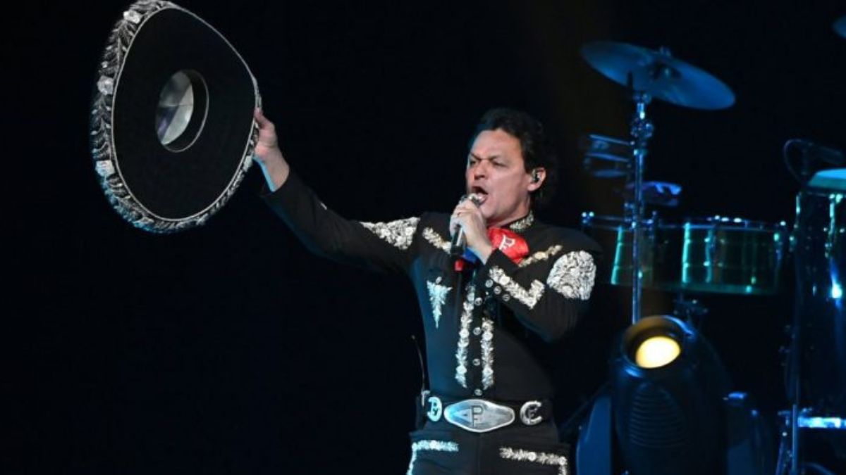 Así fue el mítico show de Pedro Fernández en el Festival de Viña del ...