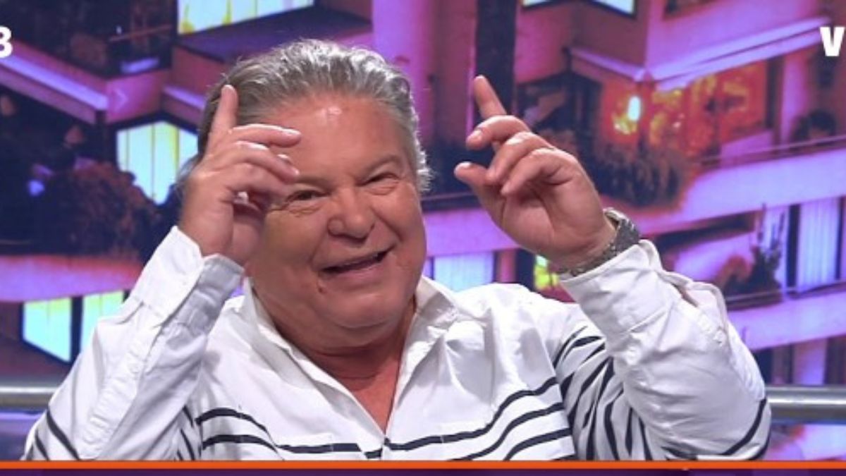 Quién es Mauricio Valenzuela, el reconocido psicólogo que saca aplausos ...