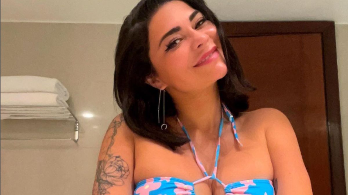 «A cuánto los melones»: Antonella Ríos se robó todas las miradas con destapado escote en redes ...