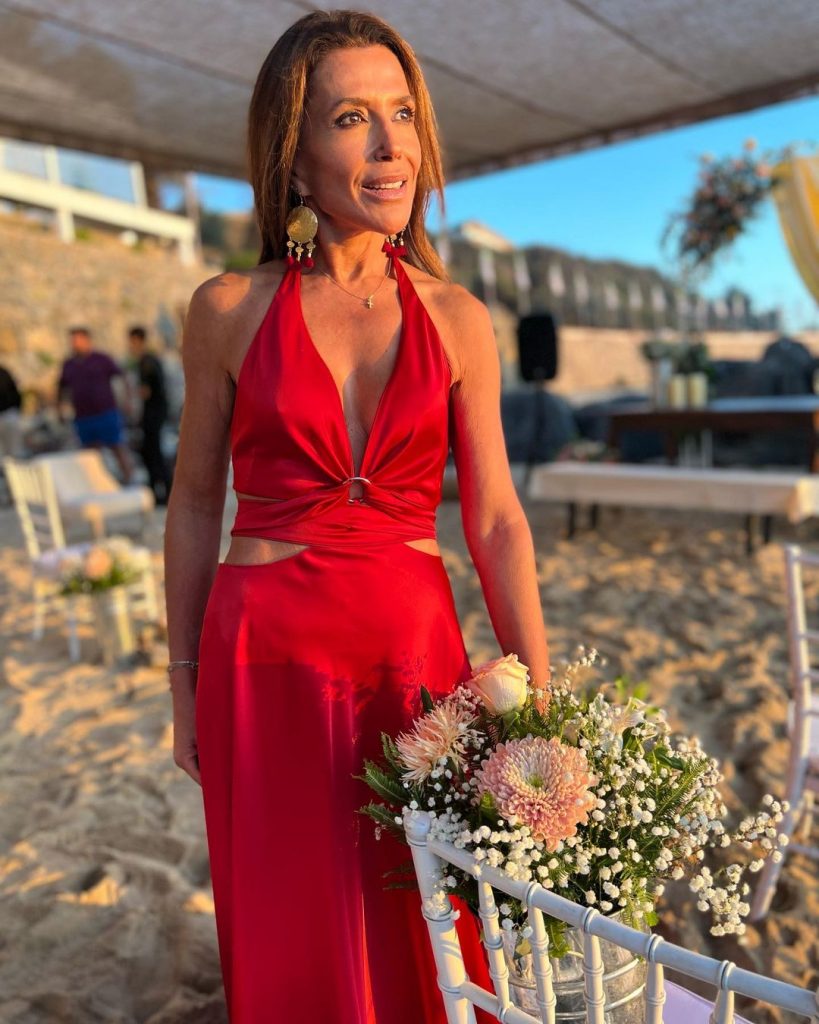 «Demasiado delgada»: Carolina Arregui compartió foto del look que ...