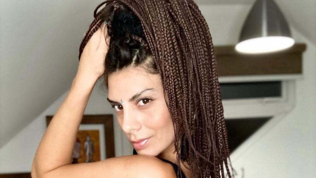 «Tiene la intención de agredirme sexualmente»: Adriana Barrientos confesó vivir una pesadilla ...