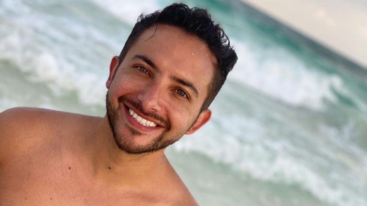 «A todo cachete»: Hugo Valencia comparte destapada foto desde sus ...