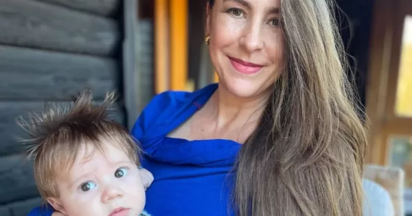 "Es una hermosura": Paty López deslumbra con inédita foto junto a su bebé — Pudahuel