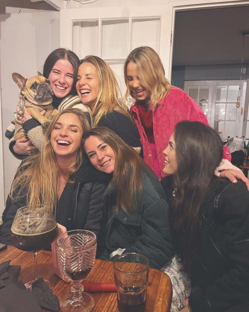 Ex de Claudio Castellón anuncia matrimonio con reconocido actor — Pudahuel