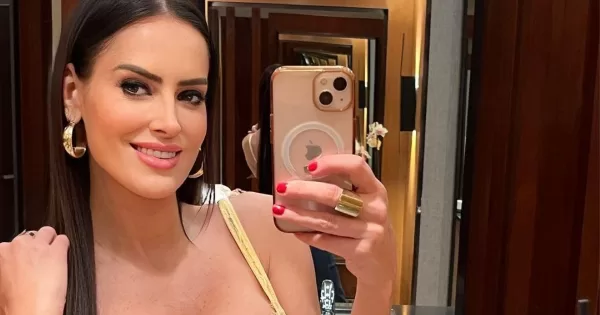 "Vulgaridad pura": Adriana Barrientos es destrozada en redes sociales tras compartir foto con ...