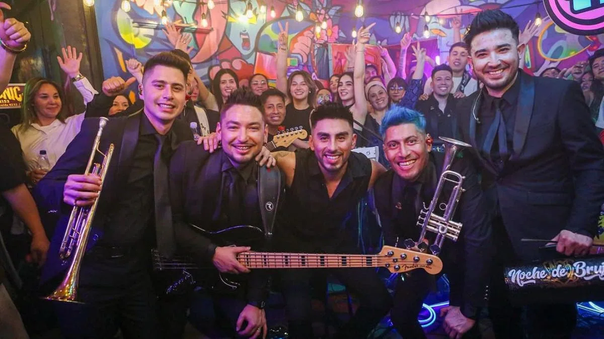 ¡Atención fanáticos de la cumbia! Noche de Brujas en Gran Arena ...