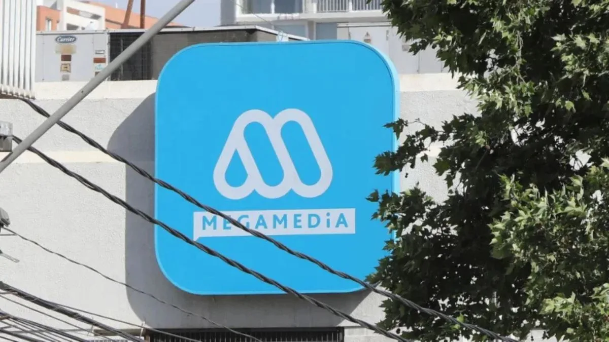 Tras polémico y fallido cambio de programación: Mega despide a figura clave del canal — Pudahuel
