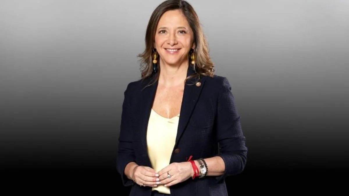 Lágrimas en pleno despacho: Mónica Pérez despide a querida periodista tras emotivo adiós en ...