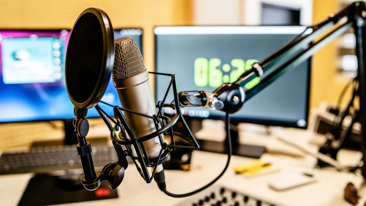 60% de los chilenos confía en la radio: Encuesta Cadem revela cuáles ...