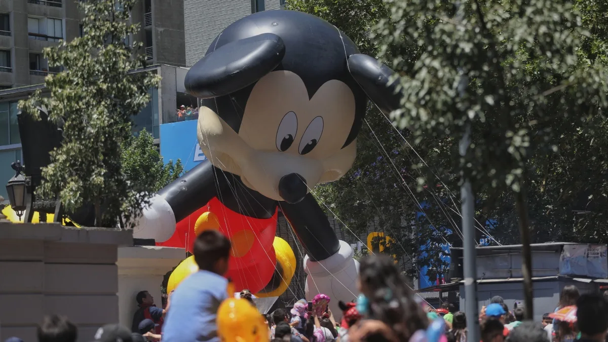 Este domingo es el Paris Parade 2025: ¿Dónde y a qué hora ver la ...