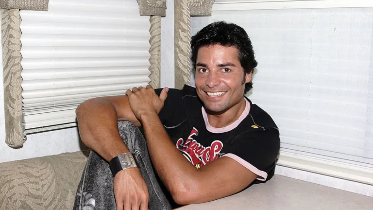 Completamente enamorados: 5 canciones de Chayanne para este San ...